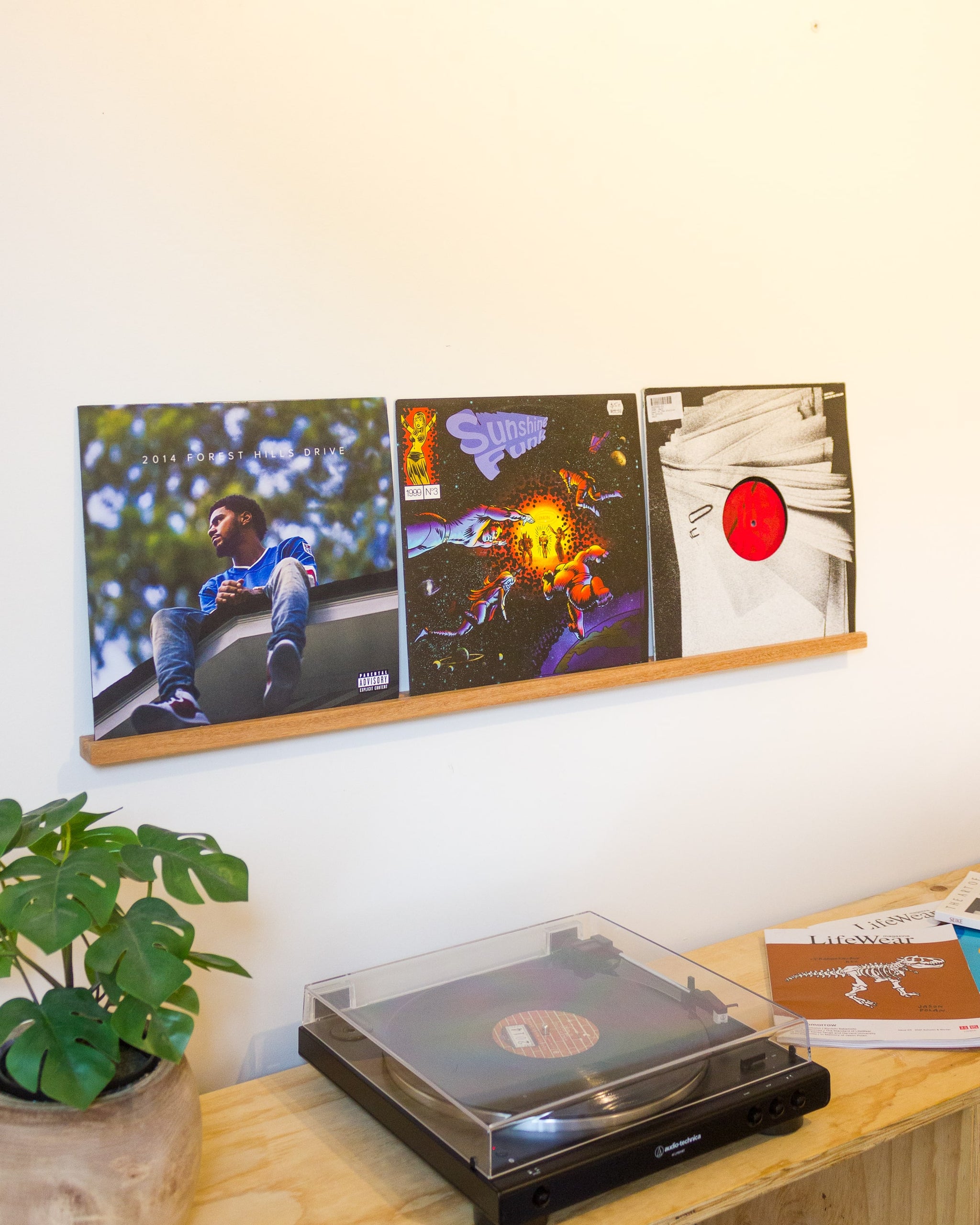 Triple Vinyl Record Floating Display Shelf – Hinsto